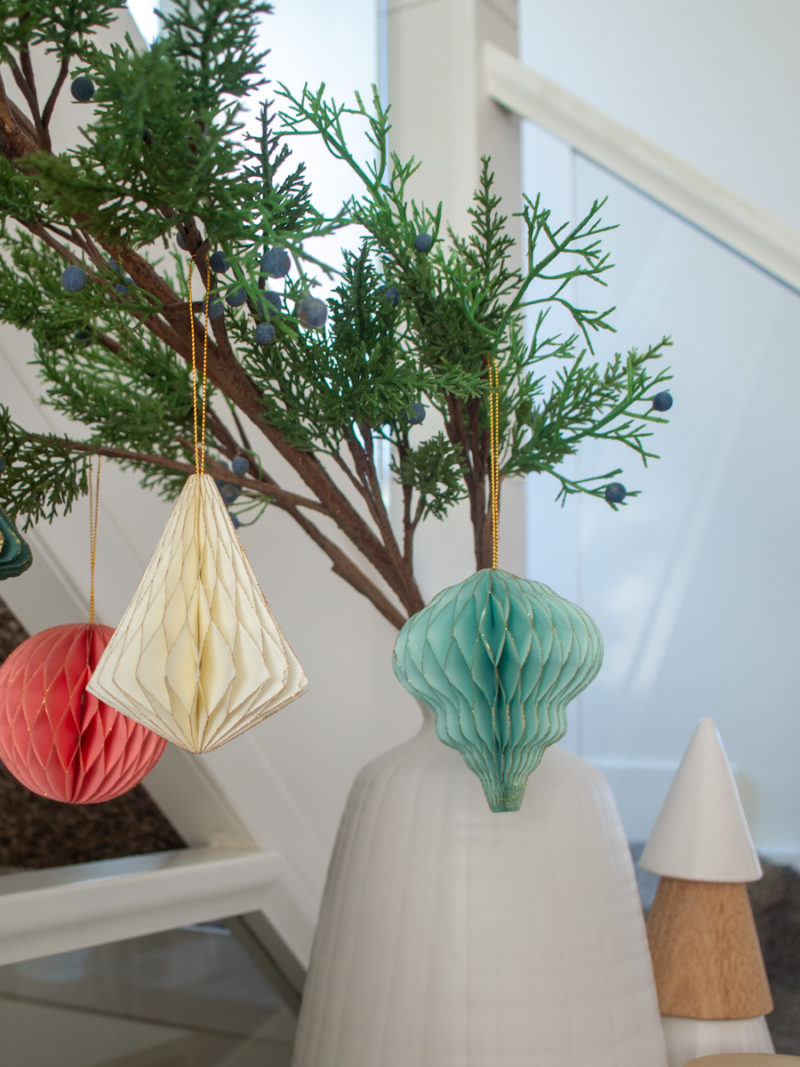 10 Minimalist Christmas Decor Ideas for a Simplified Holiday at Home ...
