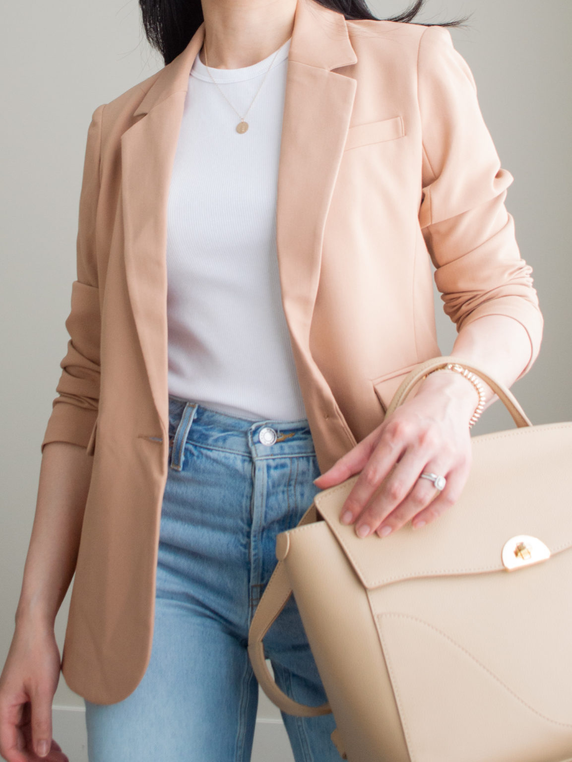 A Simple + Functional Smart Casual Capsule Wardrobe for Spring - Her ...